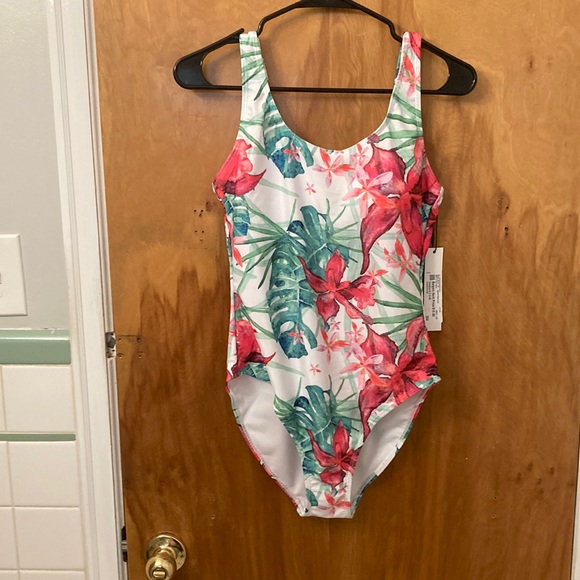Nicole Miller | Swim | Nwt Nicole Miller Lagoon Floral Print One Piece ...
